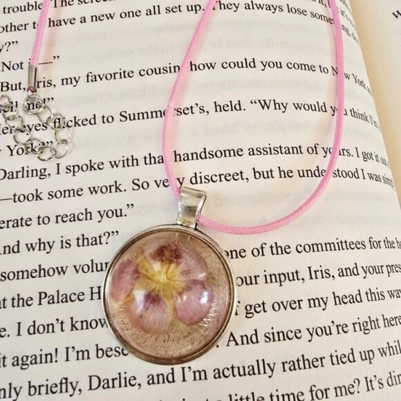 CeCe Flower Fields | Jewelry | Bohemian Necklace Pressed Pink Lavender ...